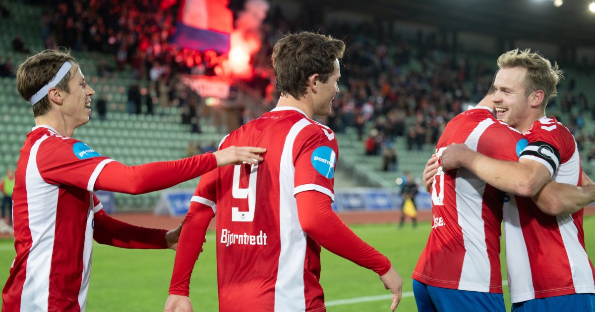 Før kampen: Brattvåg - Lyn / Lyn 1896