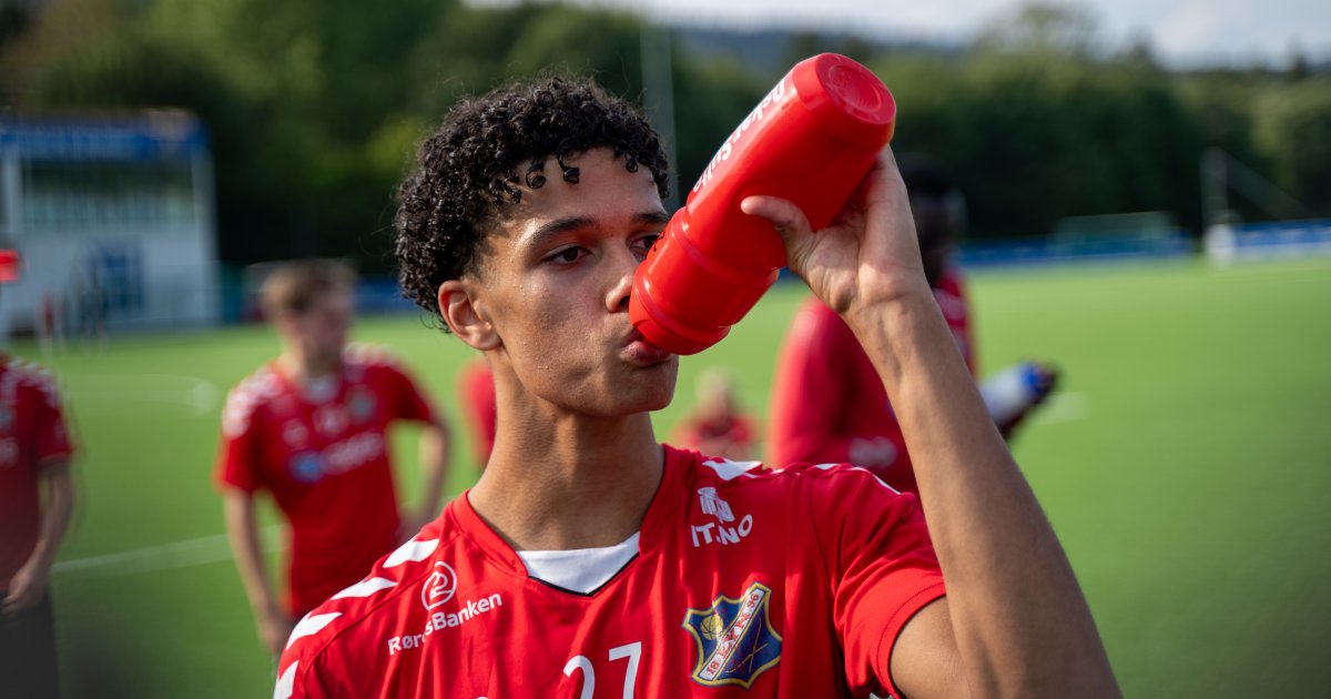 Isaac Barnett forlenger med Lyn: - Store ting i vente / Lyn 1896