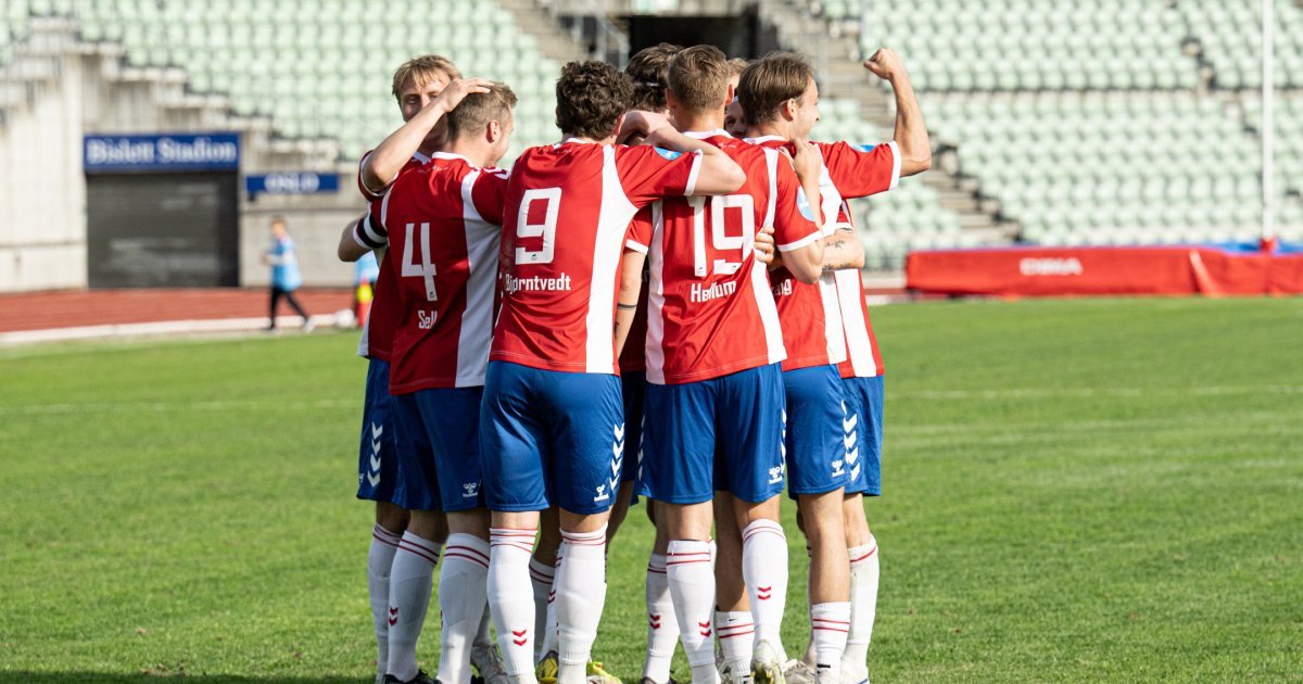 Lyn 1896 FK søker to nye, flinke kollegaer – noe for deg? / Lyn 1896